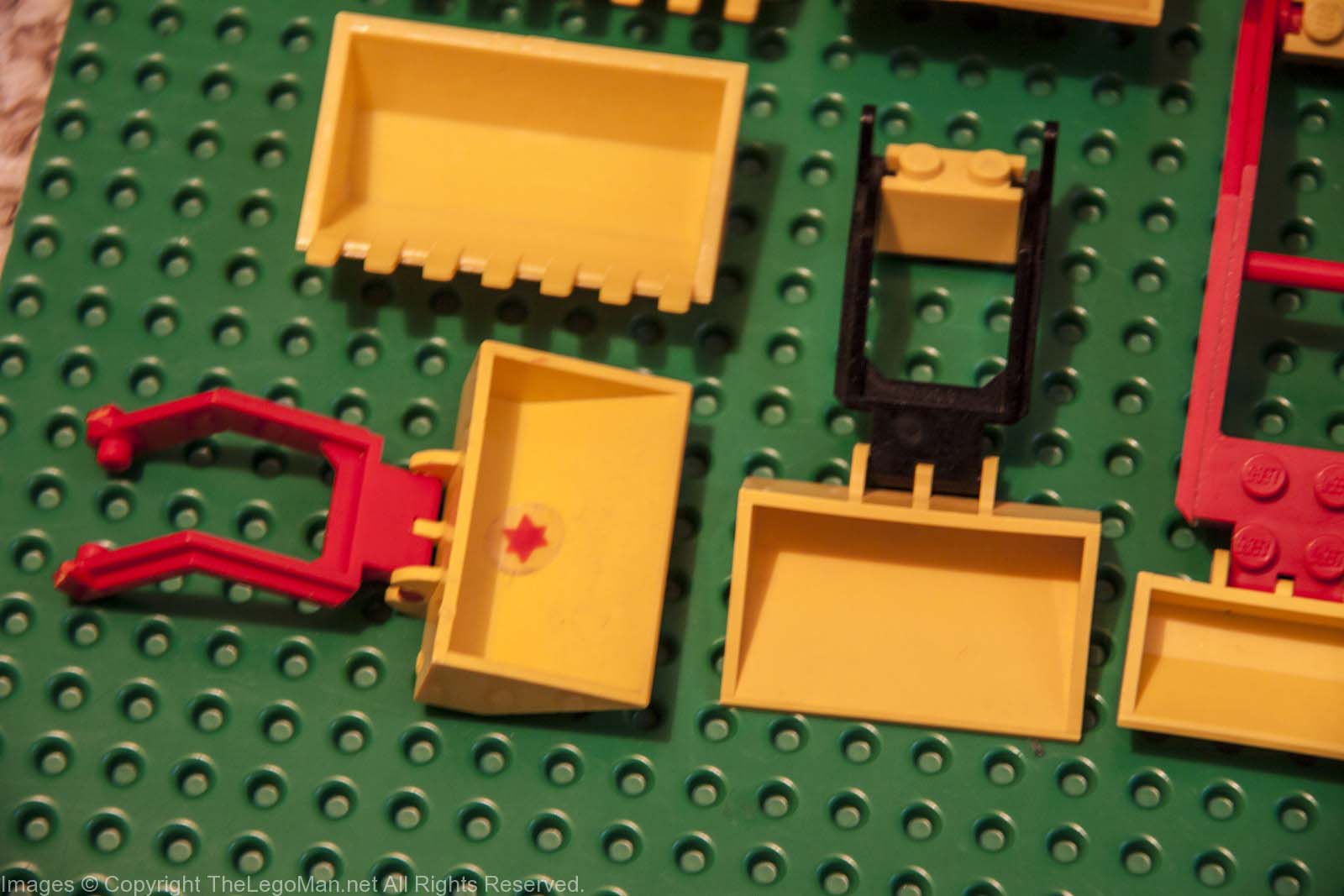 Genuine Lego Job Lot. Mixed Digger Buckets & Lever Arms. | Mad About Bricks