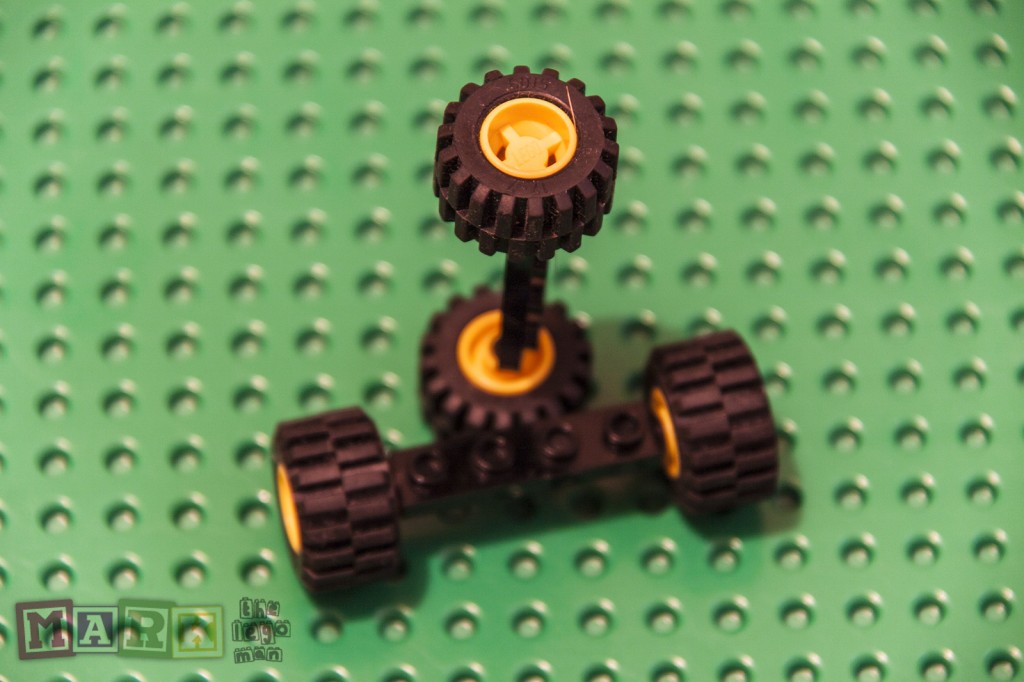 Lego Lot Pair Bearing Plate, Wheel and tyre 2926, 6014, 60700 | Mad ...