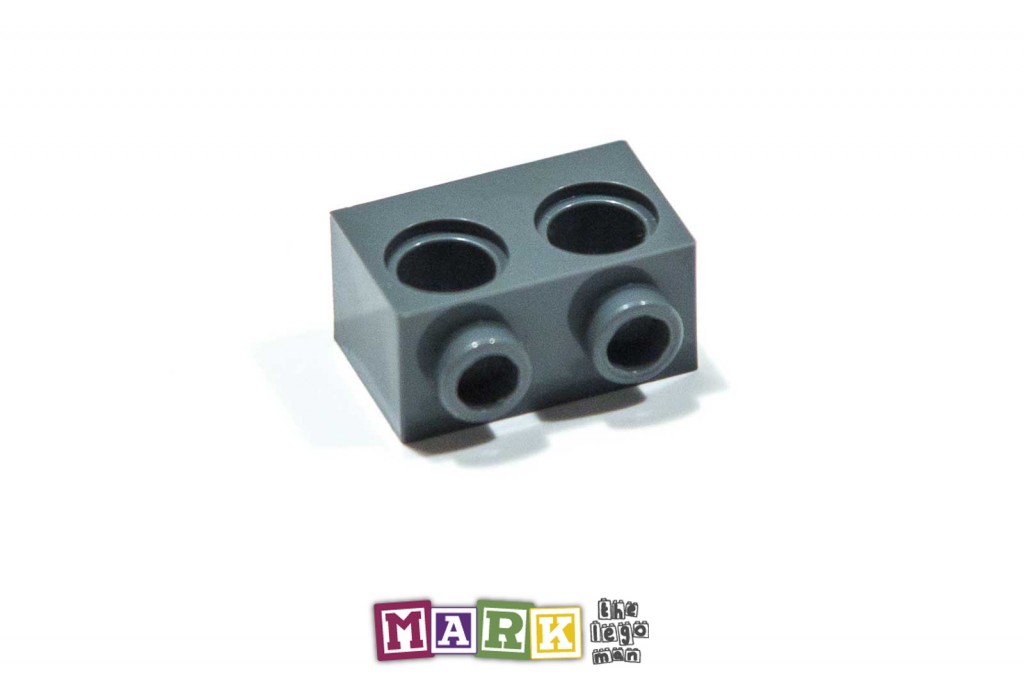 Lego 32000 1×2 Technic Brick with holes 4210762 | Mad About Bricks